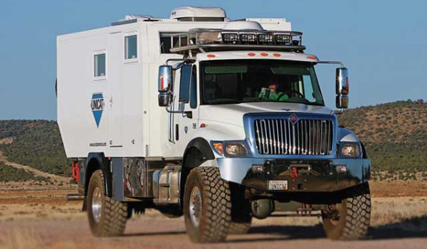 Top 10 Most Luxurious Coaches in the World | National Coach Network