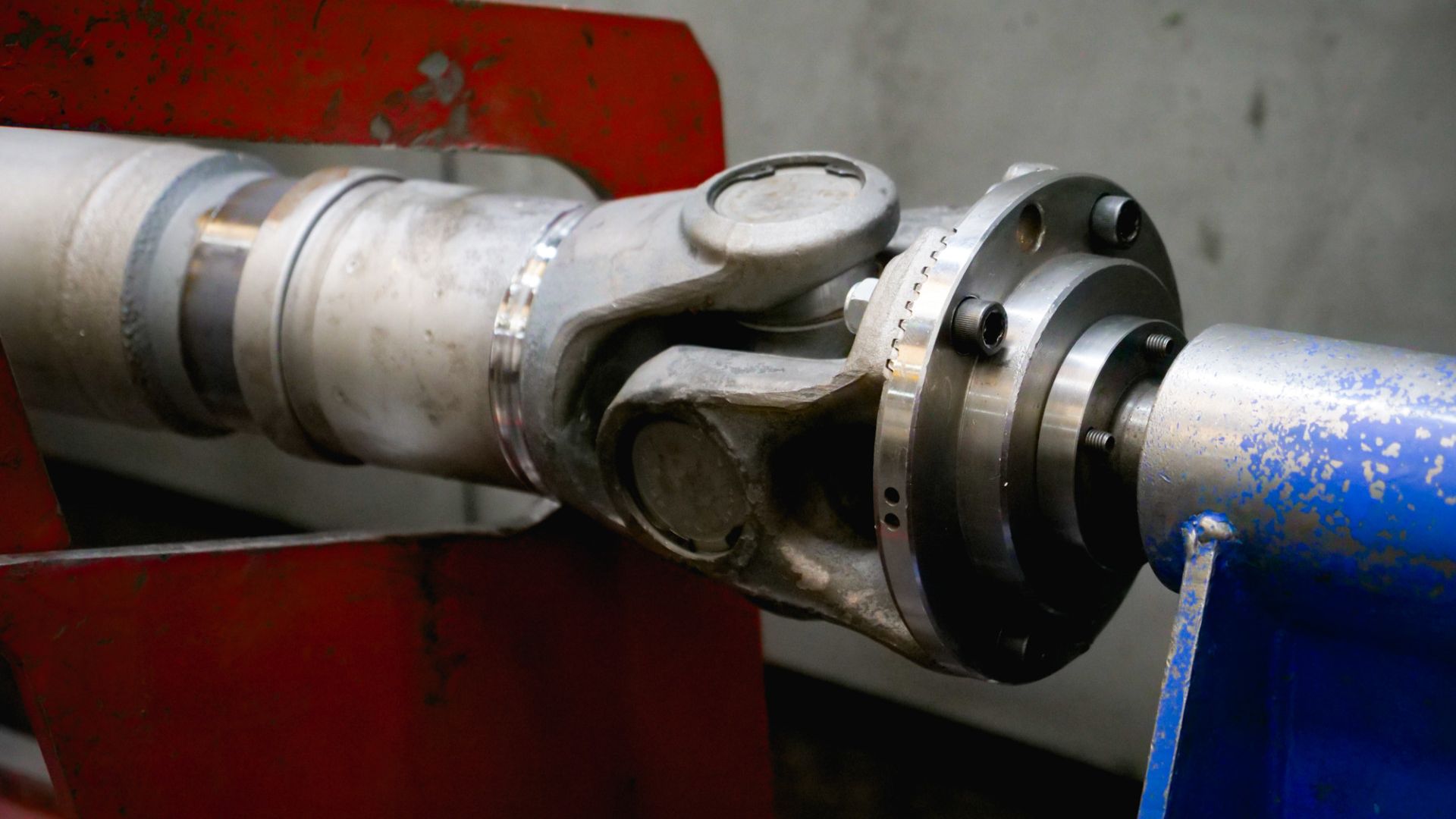 H.L. Smith Transmissions | National Coach Network